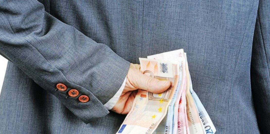 Φοροδιαφυγή: Ένας από τους εφιάλτες της ελληνικής οικονομίας - Ίδρυμα ...
